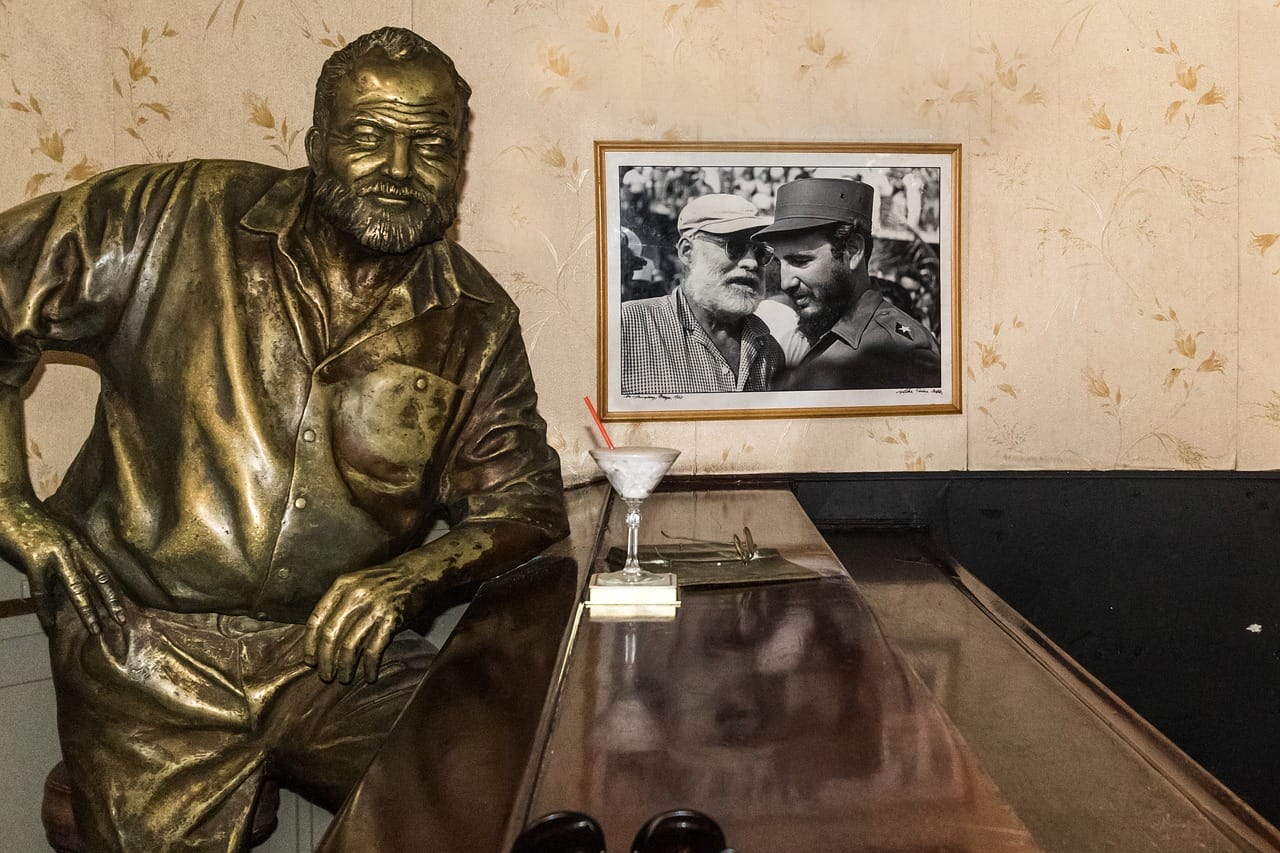 Wer war Ernest Hemingway? Biographie und Steckbrief