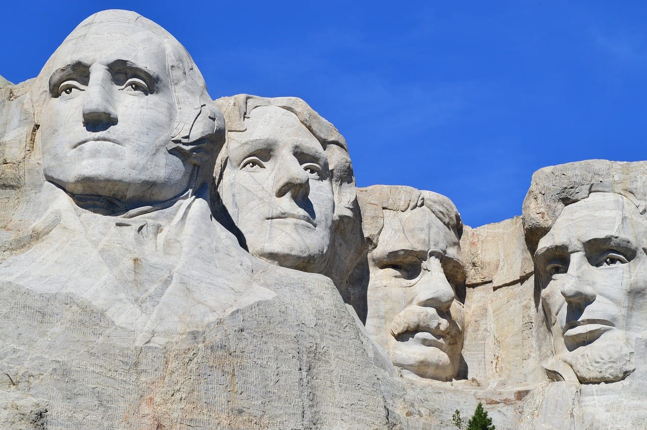 Mount Rushmore: 4 Präsidenten für die Ewigkeit - USA-Info.net